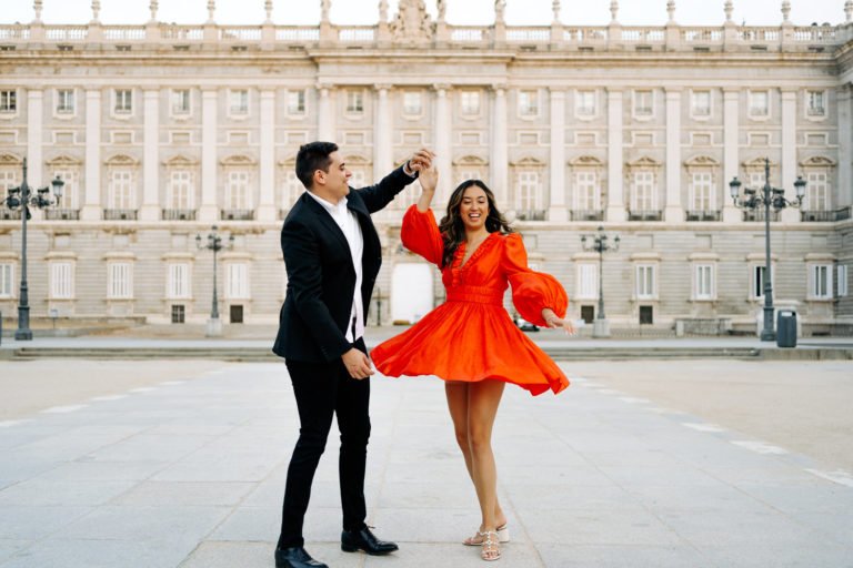 Romantic Downtown Madrid Engagement Photoshoot