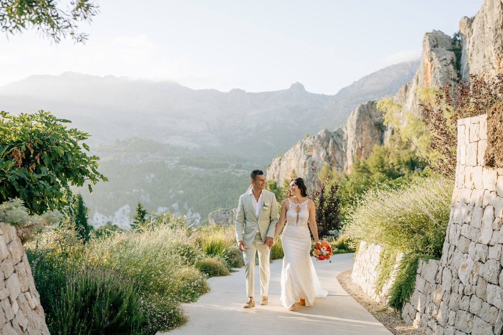 Elopement Guide - Jake + Genessa
